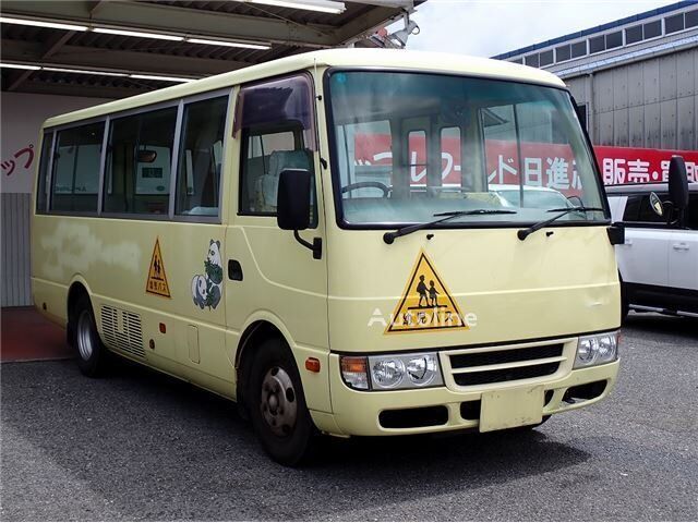 Mitsubishi ROSA prigradski autobus