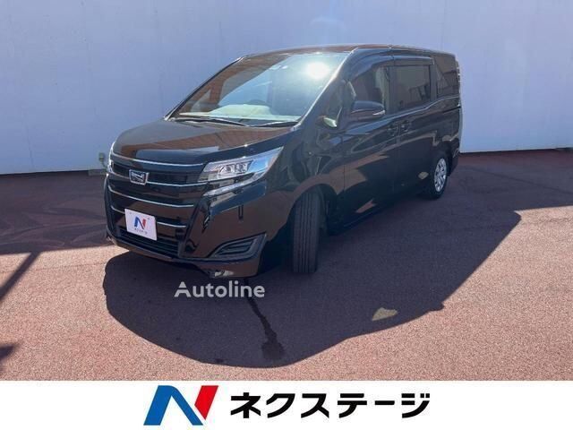 Toyota NOAH putnički minibus