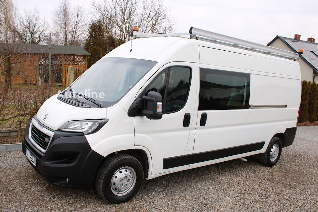 Peugeot Boxer kombi minibus