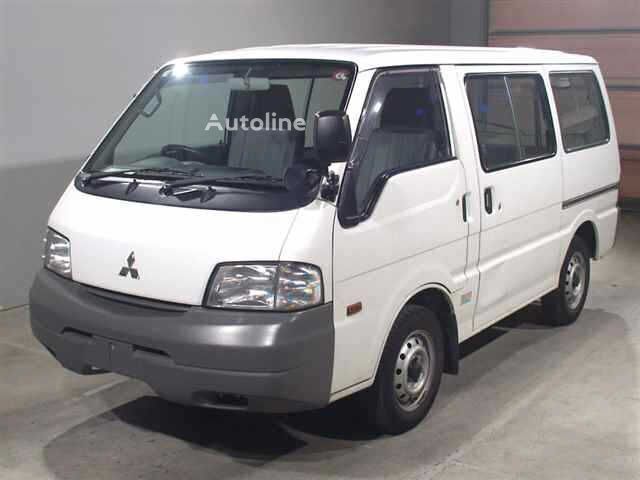 Mitsubishi DELICA VAN kombi minibus