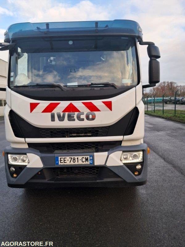 Prodaje se IVECO 190EL28 kamion za smeće na aukciji