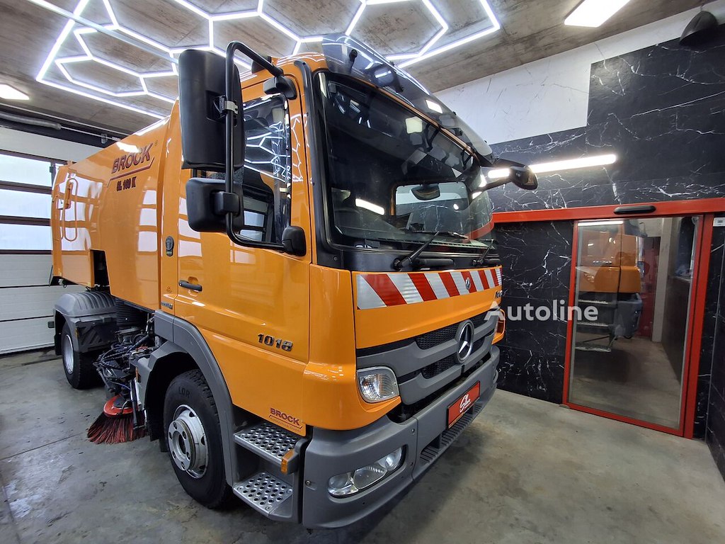 Mercedes-Benz Atego 1018 Zamiatarka Kehrmaschine Brock SL160K L+R 2 Motoren vozilo za čišćenje ulica