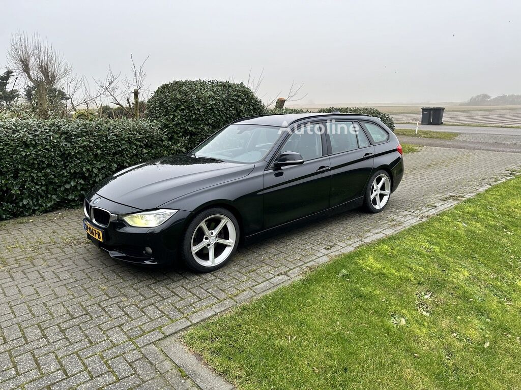 BMW 320D Touring sedan