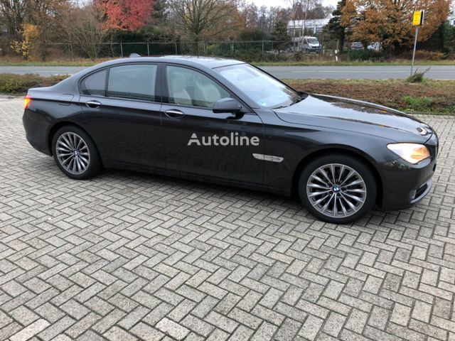 BMW 760i V 12 165000 Leder Beige Soft Close sedan