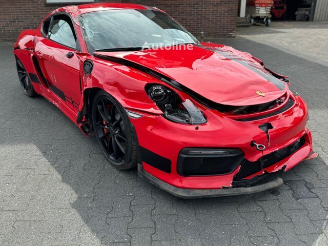 Porsche Cayman GT4 kupe