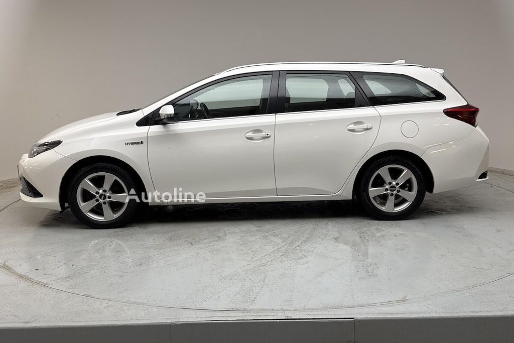 Prodaje se Toyota Auris karavan na aukciji