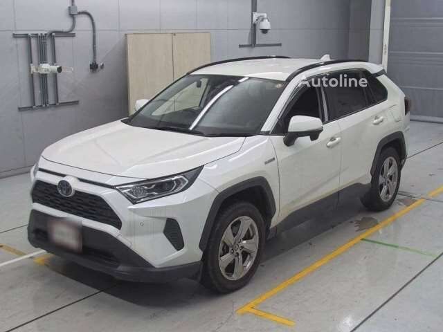 Toyota RAV4 krosover