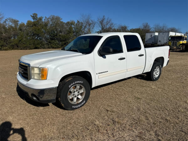 GMC SIERRA 1500 pikap