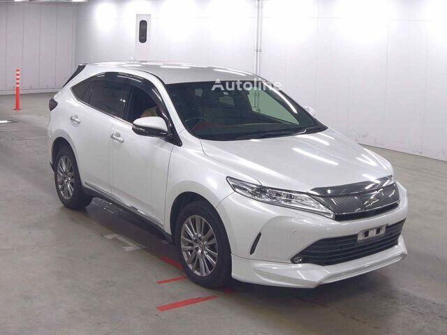 Toyota HARRIER krosover