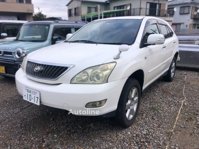 Toyota HARRIER krosover