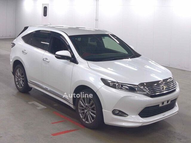 Toyota HARRIER krosover