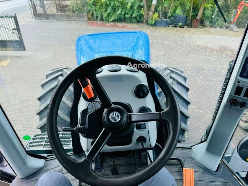 New Holland T8.390 traktor točkaš