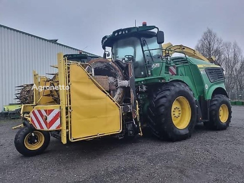 John Deere 9800 krmni kombajn