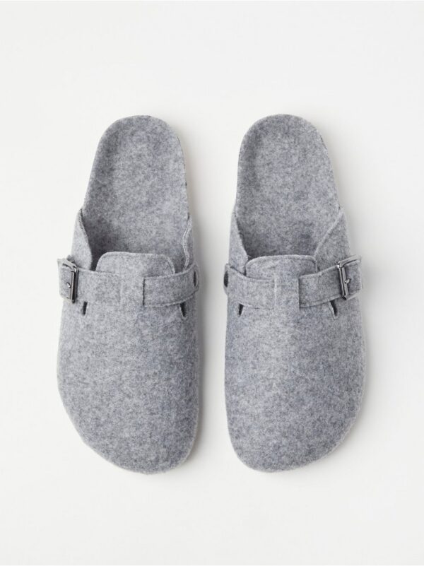 Papuce – Felt slippers