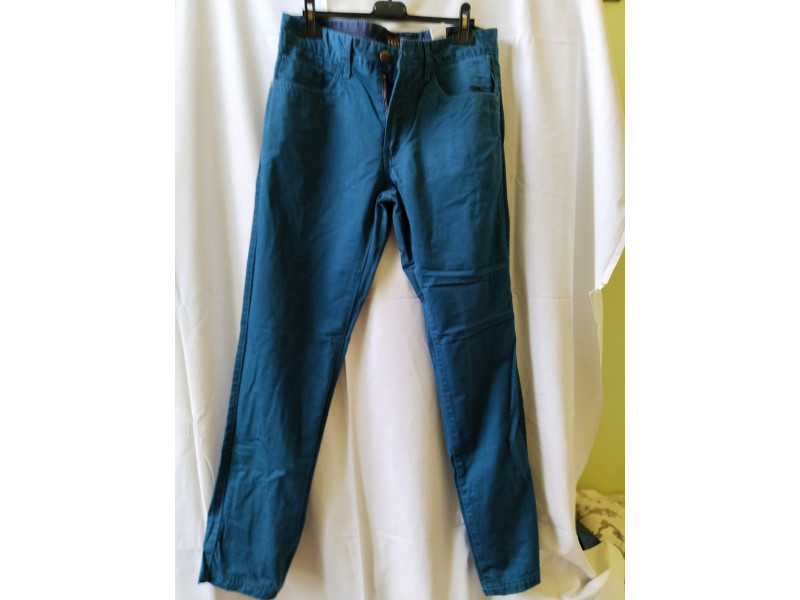 Muške pantalone kao farmerice , vel . 30 - 32