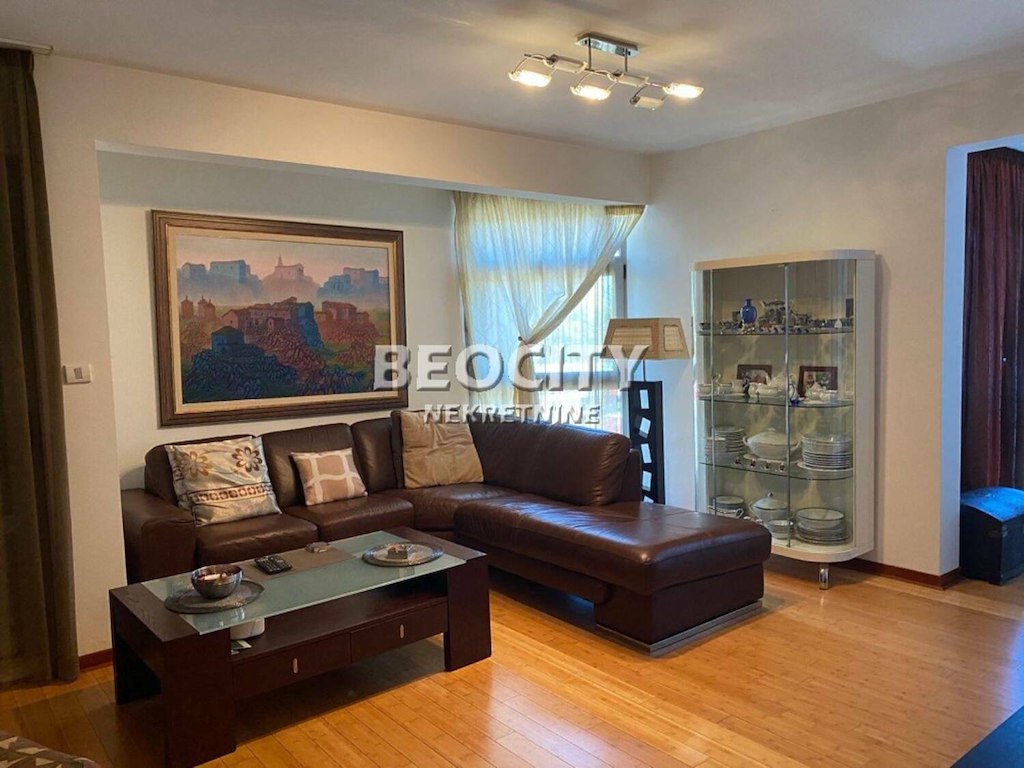 Budva, Centar, Jadranski put , 3.0, 80m2, 240000EUR