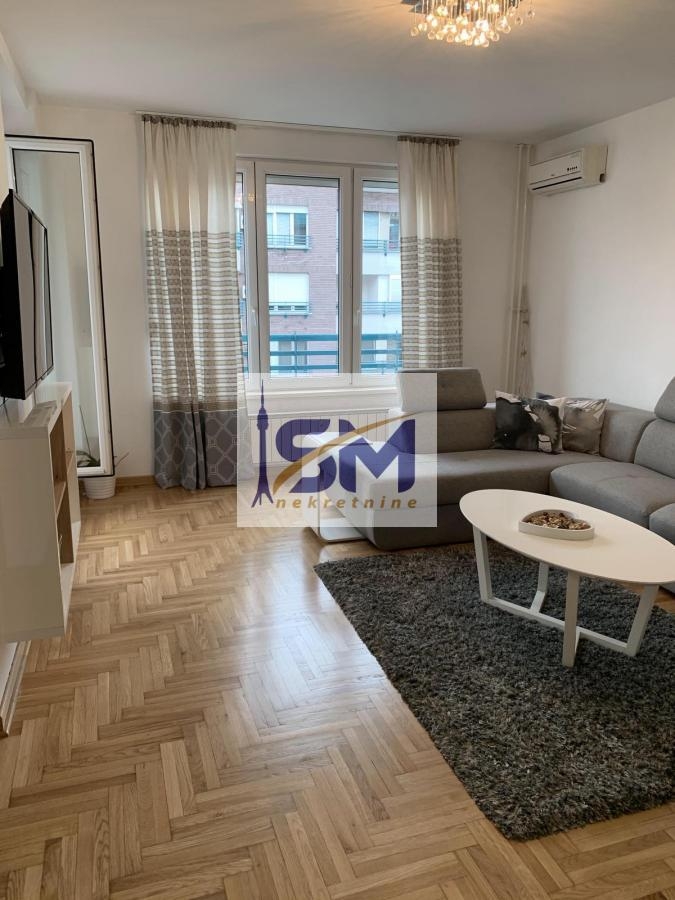 Novi Beograd, blok 29, lux stan 46m2