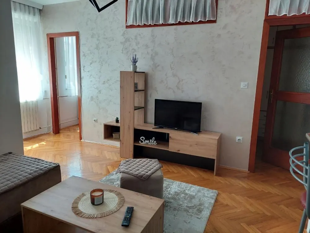 Izdavanje, dvosoban stan, 42m2, Nova Detelinara, Novi Sad, Novi Sad