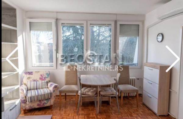 Omladinskih Brigada, Dvosoban stan za izdavanje, 56m2, 600€