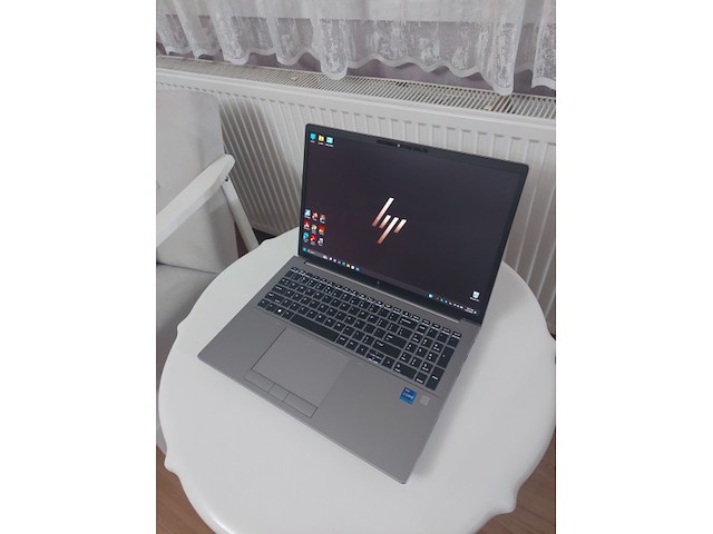 HP Zbook Fury 16 G10 - i7-13700HX/32Gb/RTX3500/1Tb NVMe