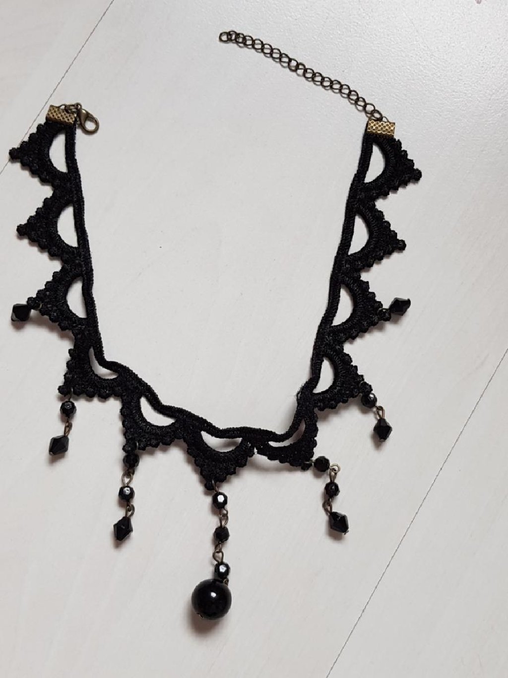 Choker, Handmade