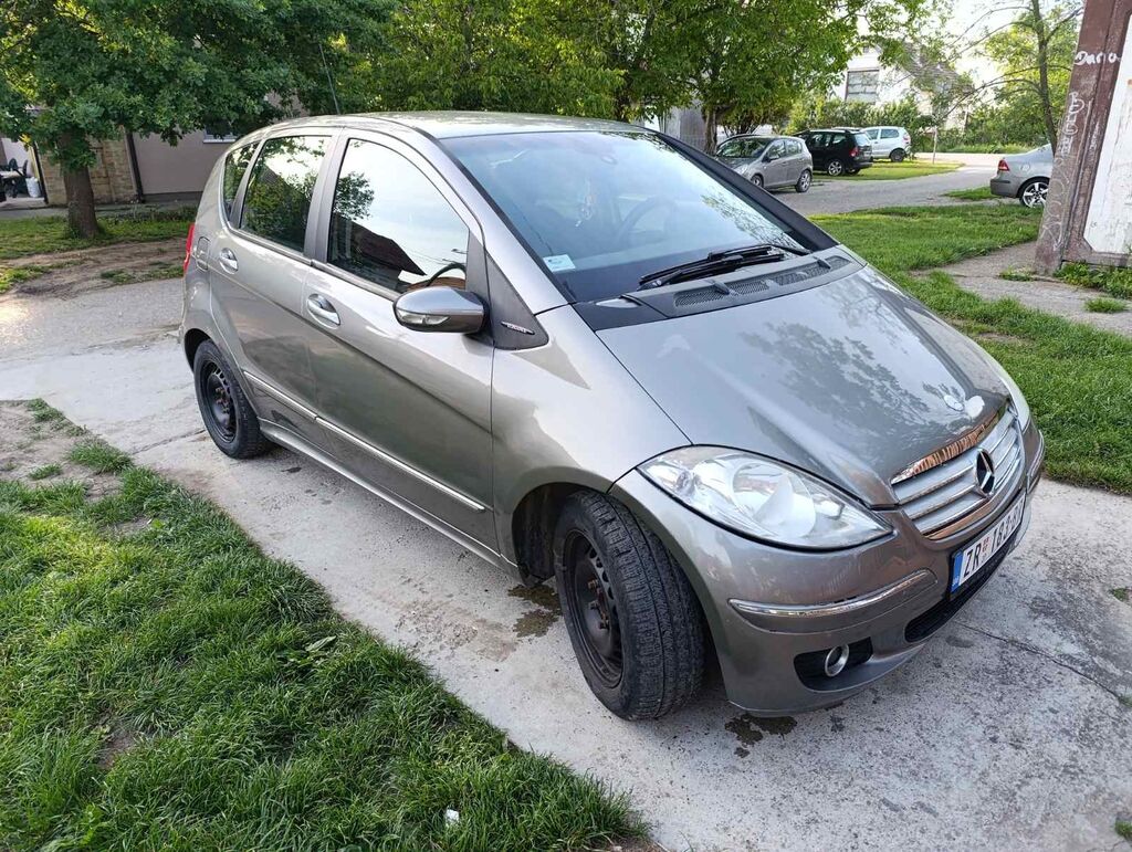 Mercedes-Benz A 170: 1.7 l | 2005 г. Hečbek