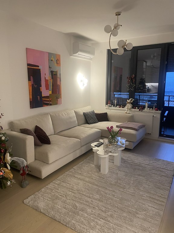 Prodaja 1 0 stan Lastavice 46m2 Novi Beograd