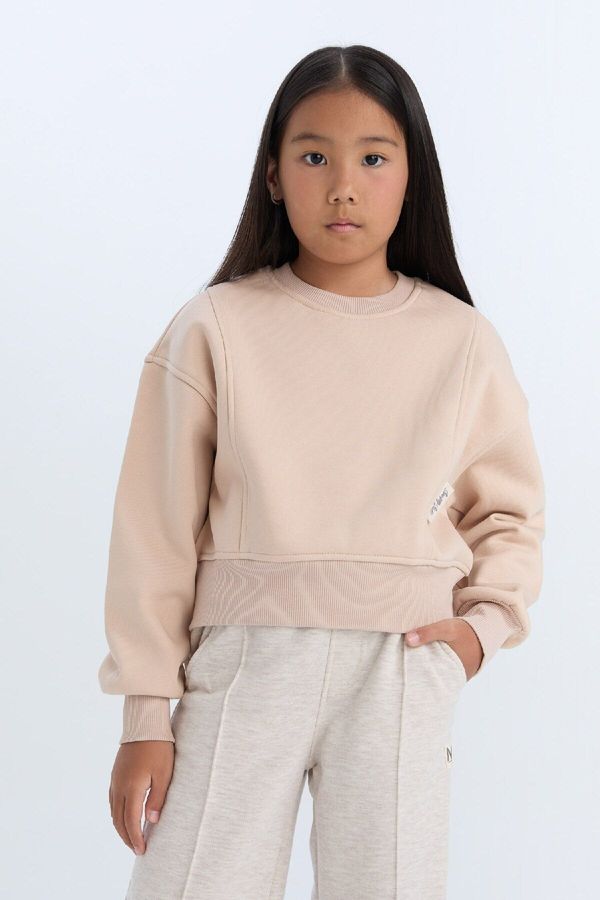 DEFACTO GIRL RELAX FIT CREW NECK BASIC PLAIN SOFT FLUFFY THICK FABRIC SWEATSHIRT