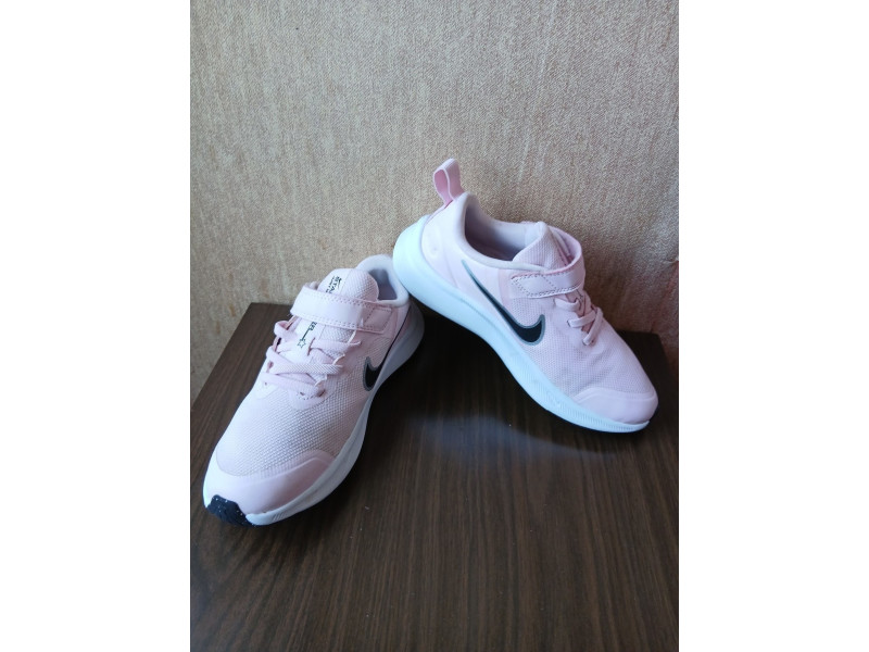 PATIKE "NIKE" br. 32/20,5cm.