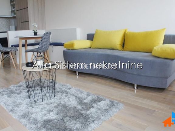 Palilula, Karaburma, 2.0 stan, 55m2, 600 EUR, ID 47232