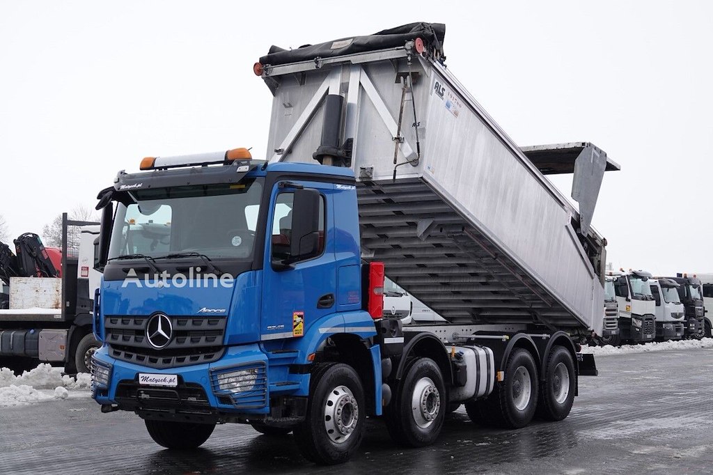 Mercedes-Benz Arocs 3243 kiper