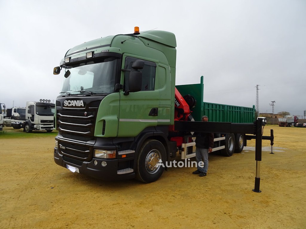 Scania R 480 kamion s ravnom platformom