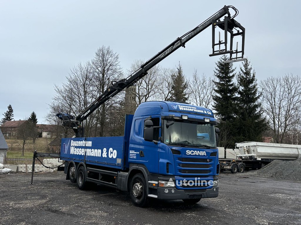 Scania G420 kamion s ravnom platformom