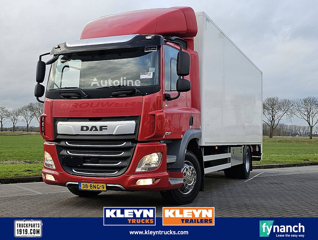 DAF CF 260 19T 2T LIFT AIRCO kamion furgon