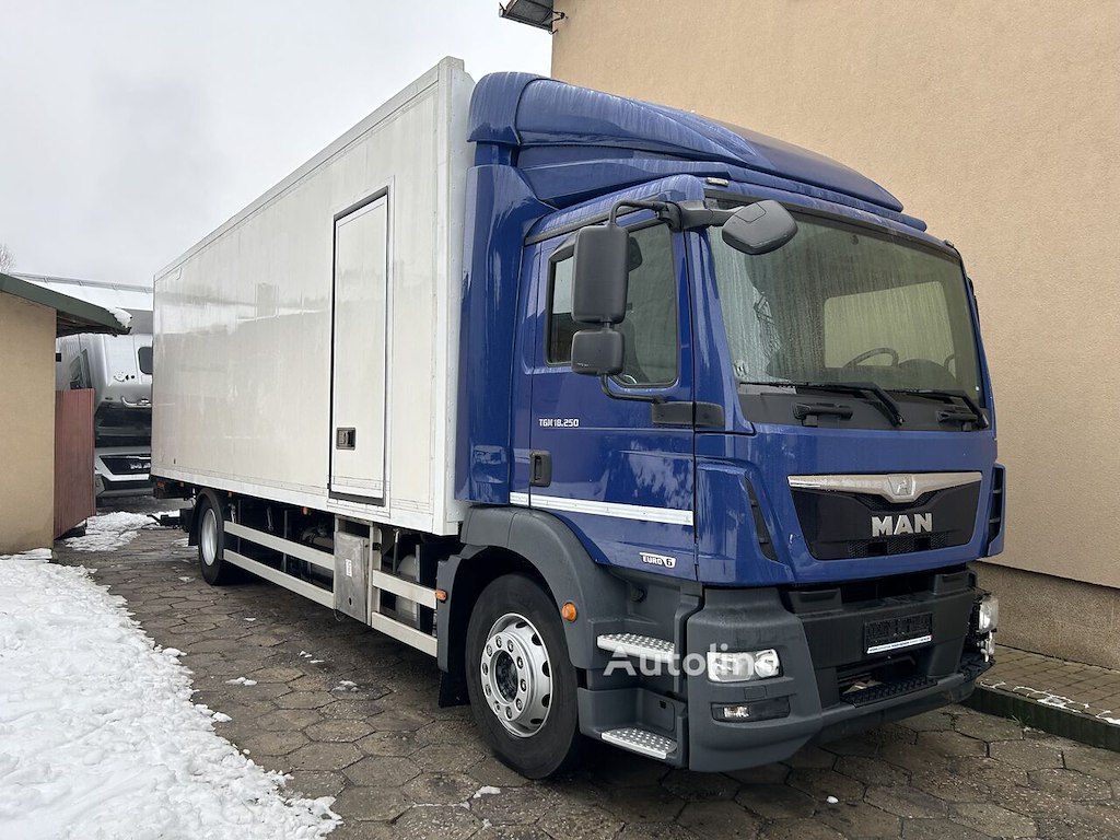 MAN TGM 18.250 kamion hladnjača