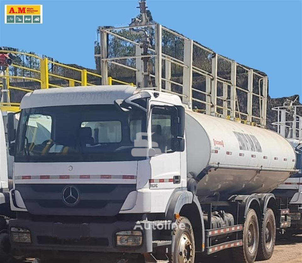 Mercedes-Benz Axor 3131 6x4 2p (diesel)(E5) autocisterna