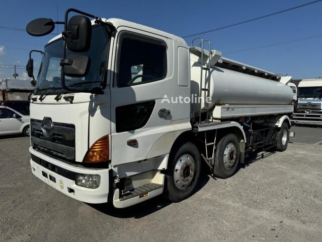 Hino KS-GN2PPWA autocisterna