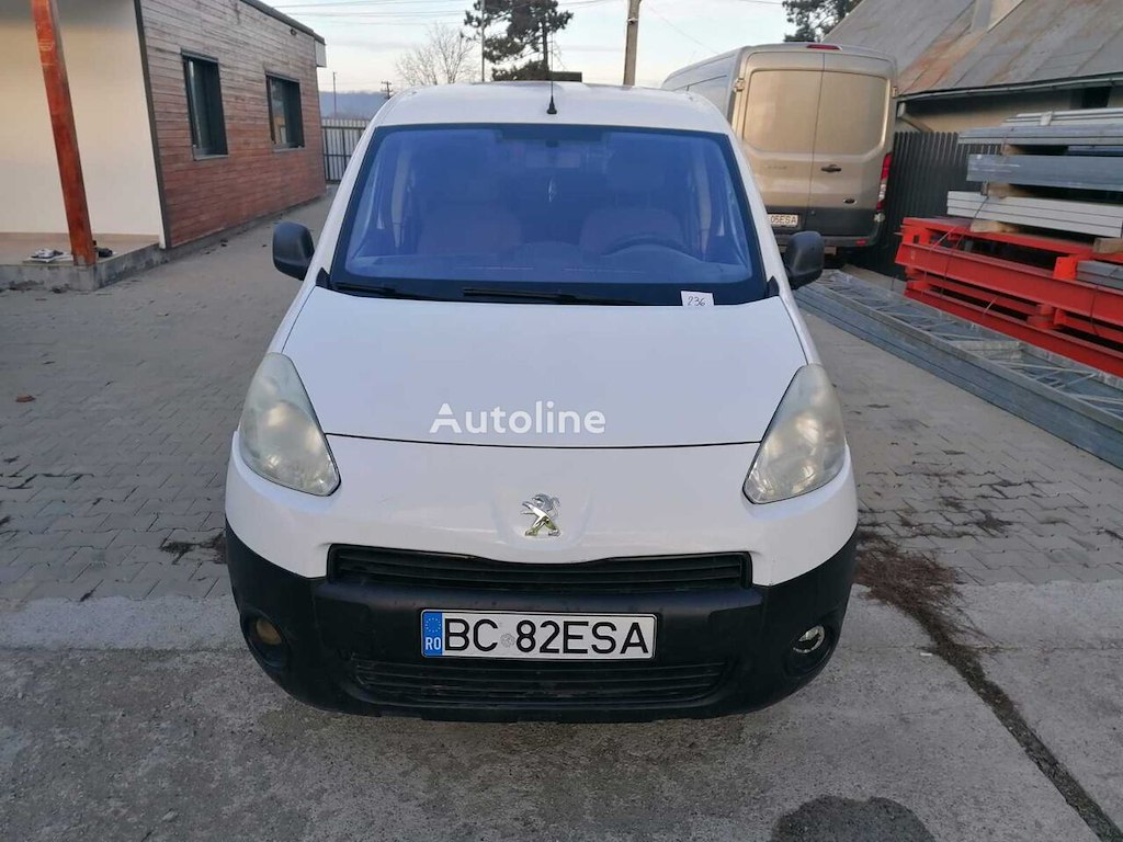 Prodaje se Peugeot Partner laki furgon na aukciji