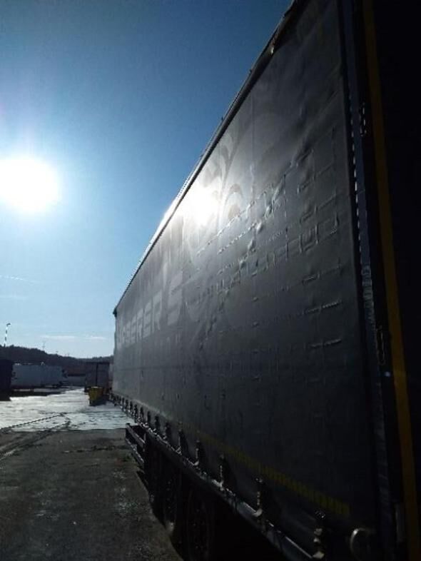 Schmitz Cargobull Curtainsider Trailer poluprikolica sa kliznom ceradom (584514)