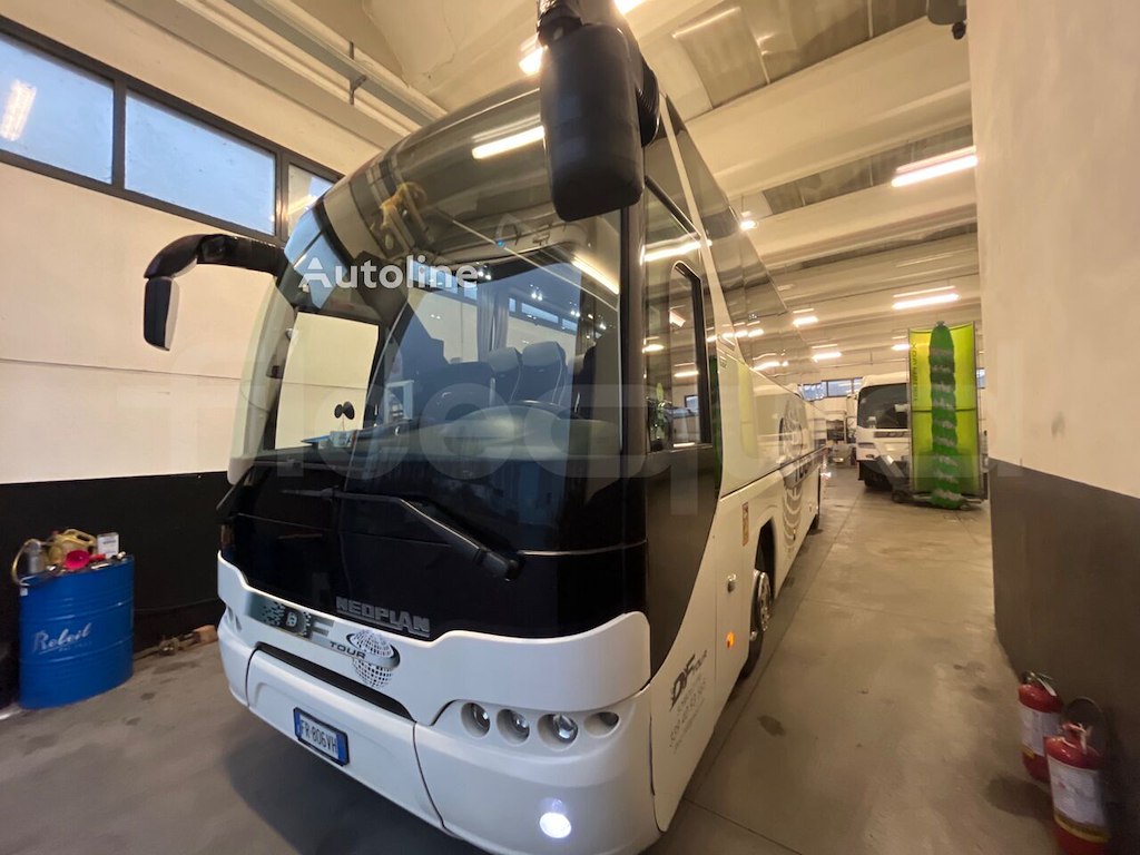 Prodaje se Neoplan Tourliner turistički autobus na aukciji