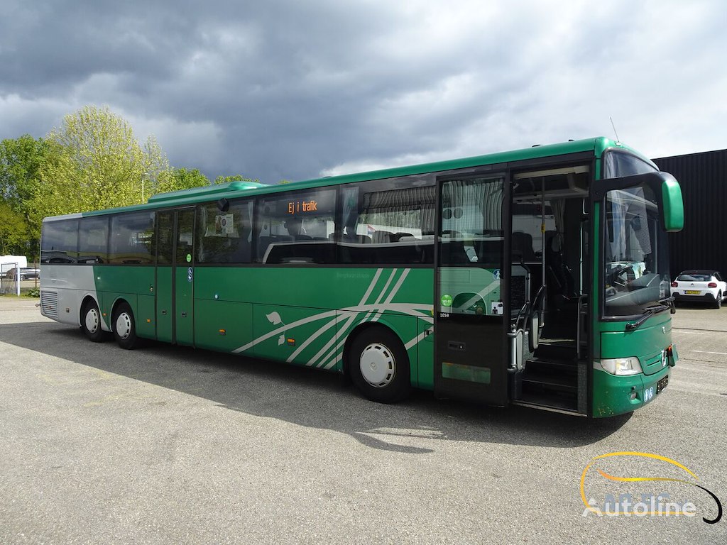 Mercedes-Benz Integro L 60 Seats EEV with Lift turistički autobus