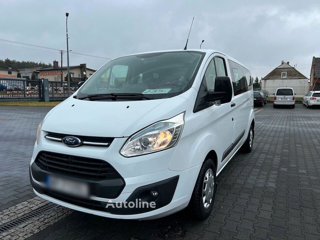 Ford Transit Custom L2 9-SITZE putnički minibus