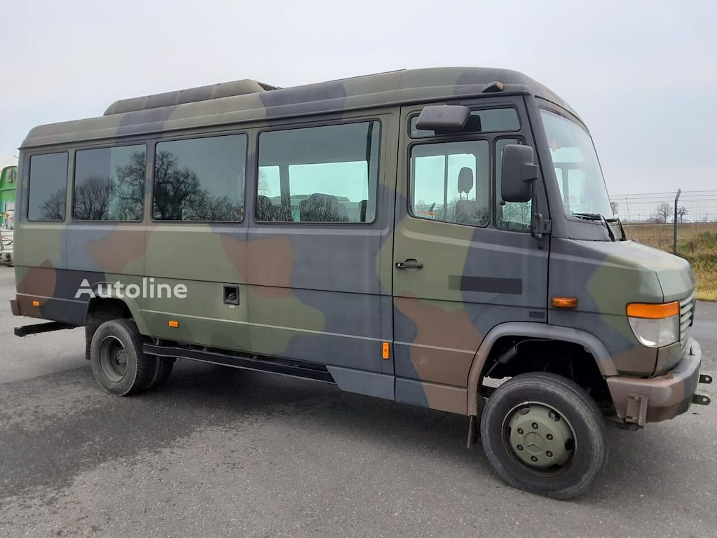 Mercedes-Benz Vario 815 4x4 putnički minibus