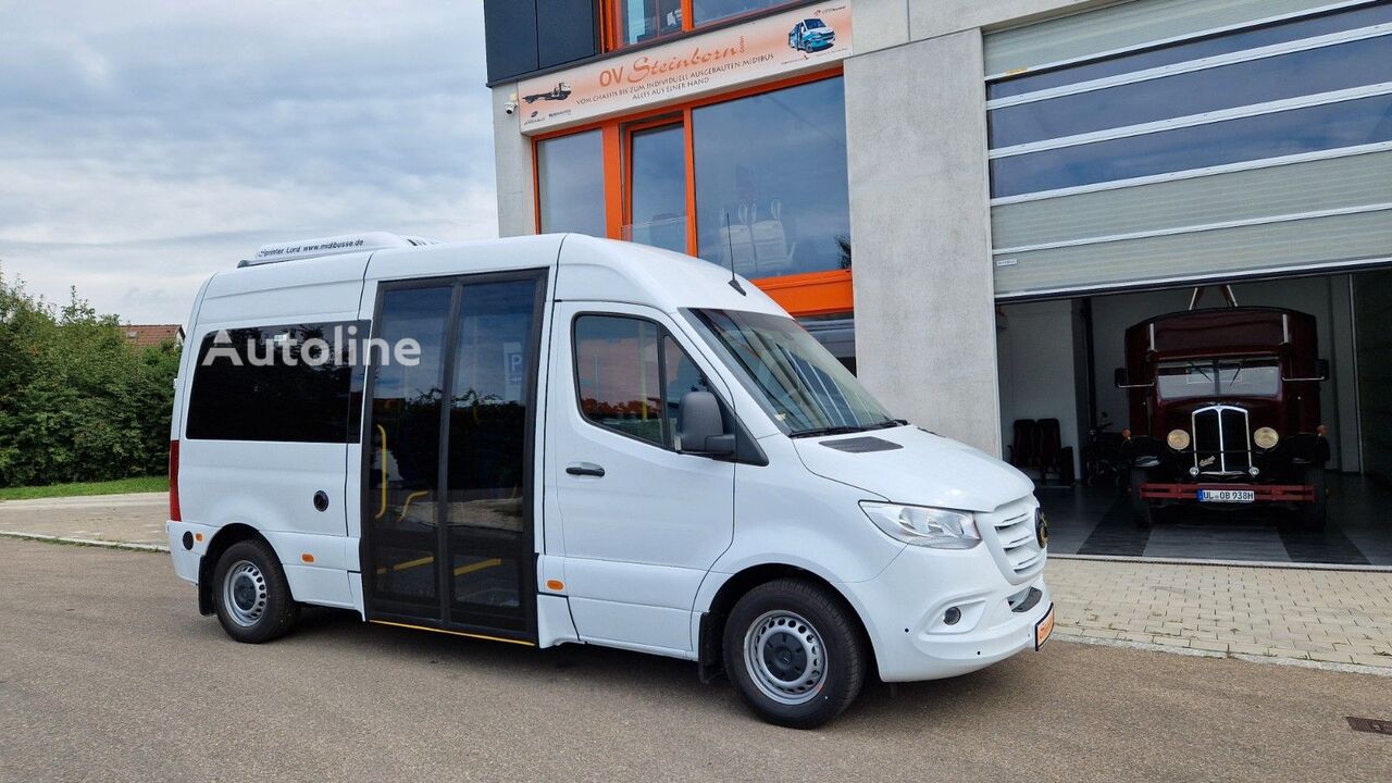 Novi Mercedes-Benz Niederflur putnički minibus