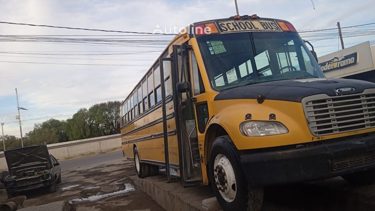 Freightliner B2 školski autobus