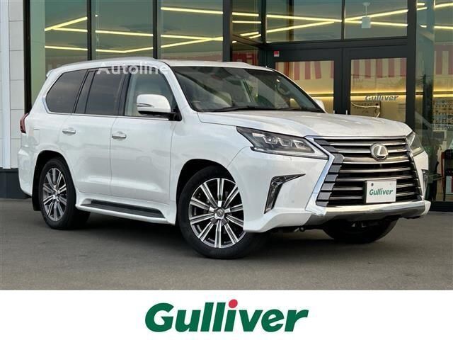 Lexus LX terenac