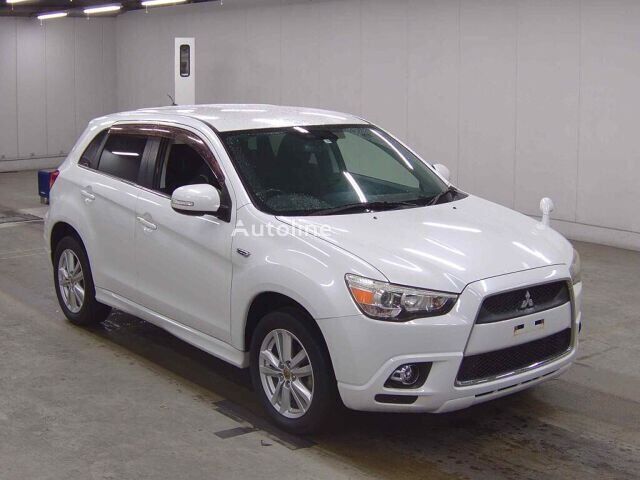 Mitsubishi RVR krosover