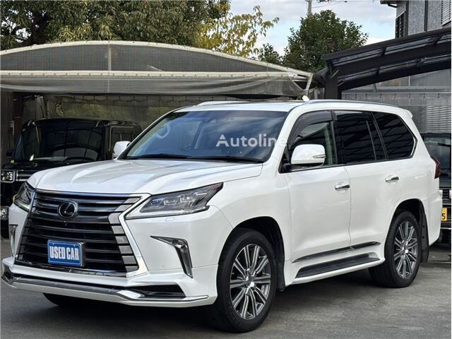 Lexus LX terenac