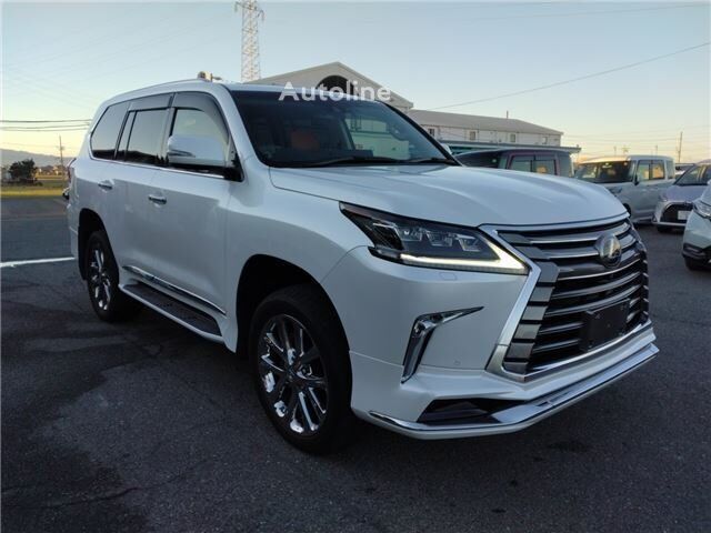 Lexus LX krosover