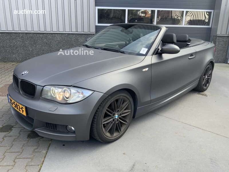 Prodaje se BMW 130i Cabrio kabriolet na aukciji